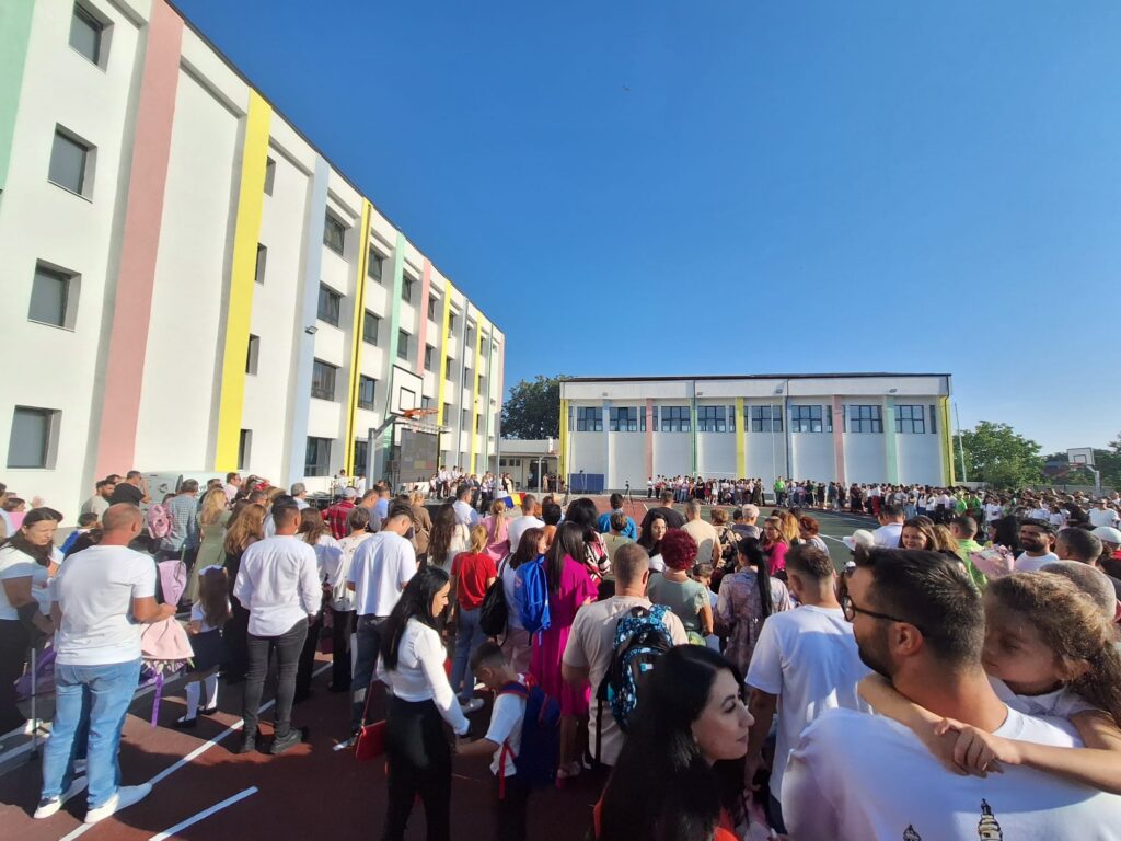 Radiografie: Început de an şcolar în judeţul Olt - Jurnalul Olteniei ...